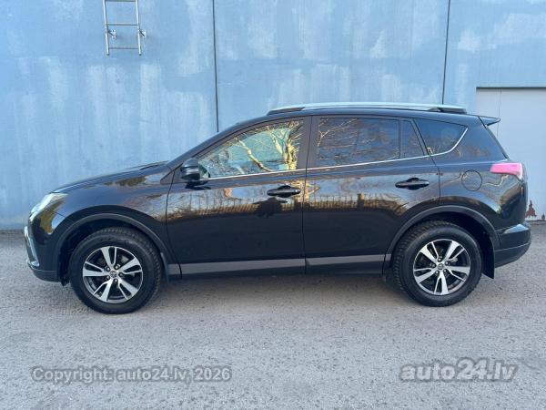 Toyota RAV4 2016 Tallina, ar dzinēja tilpumu 2.00 L un nobraukumu 93 tūkst. km par 16500 €, foto 8 vietnē AUTOMOTO.COM.LV