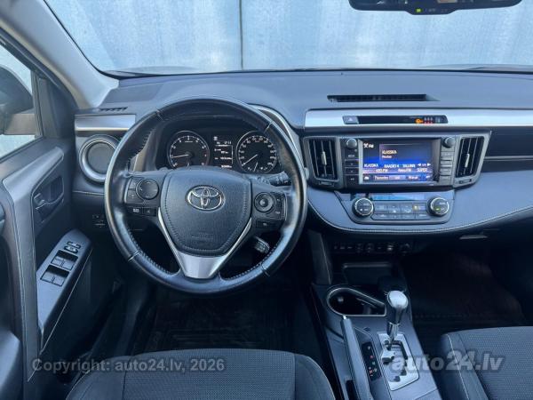Toyota RAV4 2016 Tallina, ar dzinēja tilpumu 2.00 L un nobraukumu 93 tūkst. km par 16500 €, foto 10 vietnē AUTOMOTO.COM.LV