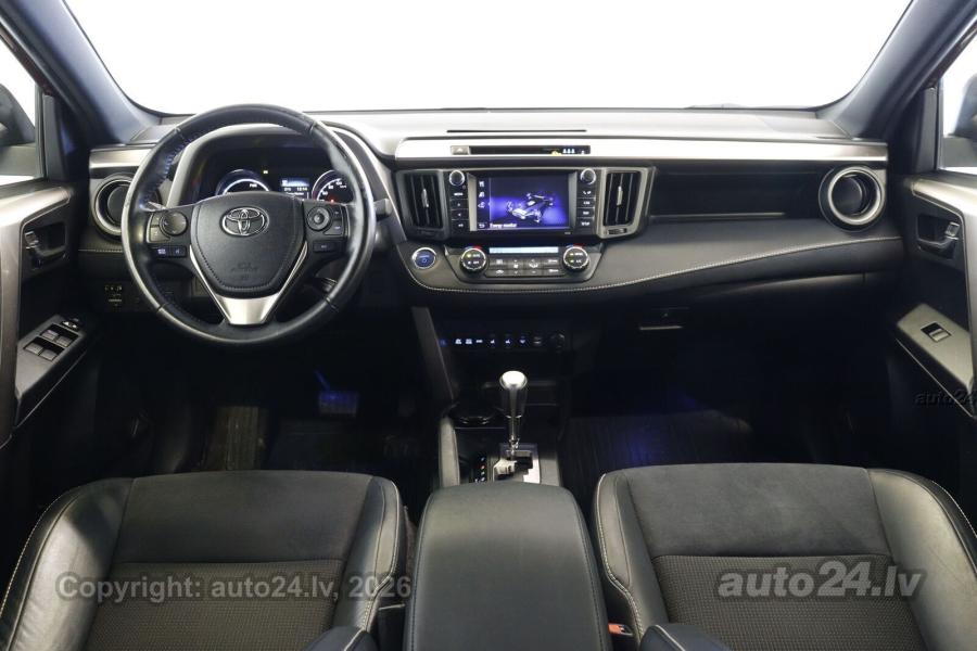Toyota RAV4 2016 Tallina, ar dzinēja tilpumu 2.49 L un nobraukumu 171 tūkst. km par 15500 €, foto 9 vietnē AUTOMOTO.COM.LV