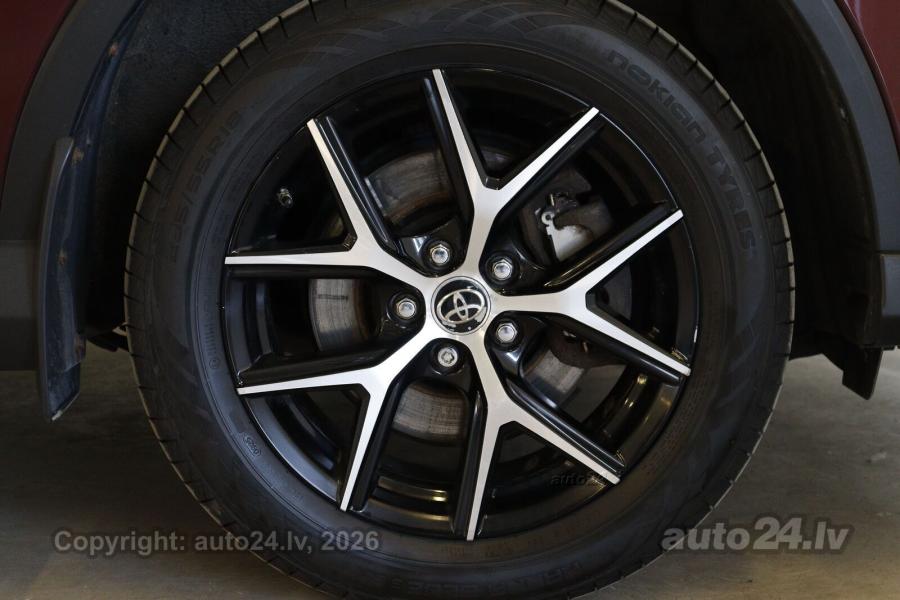 Toyota RAV4 2016 Tallina, ar dzinēja tilpumu 2.49 L un nobraukumu 171 tūkst. km par 15500 €, foto 16 vietnē AUTOMOTO.COM.LV