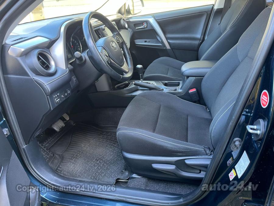 Toyota RAV4 2017 Kuresāre, ar dzinēja tilpumu 2.50 L un nobraukumu 191 tūkst. km par 16690 €, foto 10 vietnē AUTOMOTO.COM.LV
