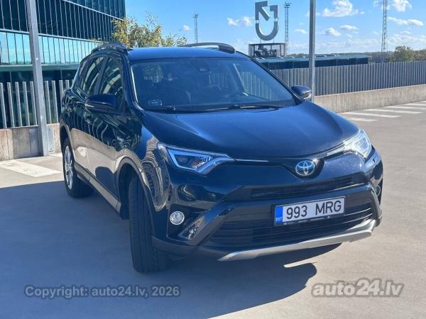 Toyota RAV4 2017 in Tallinn, with an engine capacity of 2.50 L and mileage of 123 thousand km for 16990 €, photo 3 on AUTOMOTO.COM.LV