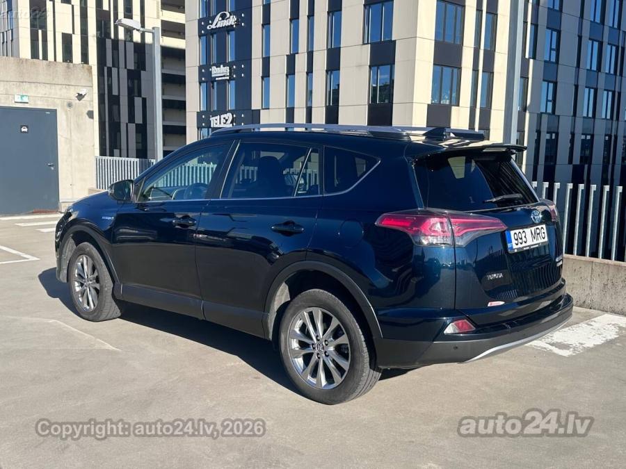 Toyota RAV4 2017 Tallina, ar dzinēja tilpumu 2.50 L un nobraukumu 123 tūkst. km par 16990 €, foto 5 vietnē AUTOMOTO.COM.LV