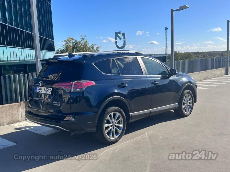 Toyota RAV4 2017 Tallina, ar dzinēja tilpumu 2.50 L un nobraukumu 123 tūkst. km par 16990 €, foto 8 vietnē AUTOMOTO.COM.LV