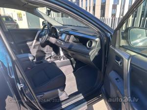 Toyota RAV4 2017 Tallina, ar dzinēja tilpumu 2.50 L un nobraukumu 123 tūkst. km par 16990 €, foto 15 vietnē AUTOMOTO.COM.LV