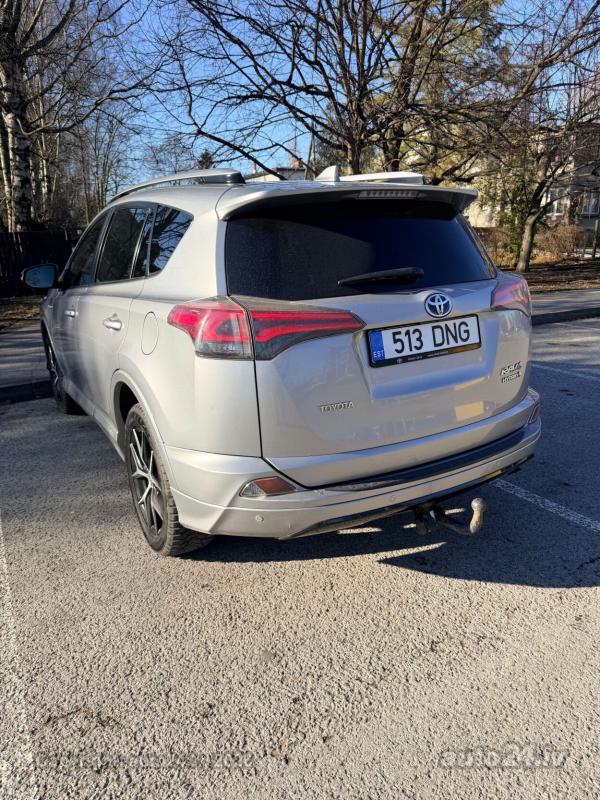 Toyota RAV4 2018 Tallina, ar dzinēja tilpumu 2.50 L un nobraukumu 107 tūkst. km par 17700 €, foto 2 vietnē AUTOMOTO.COM.LV