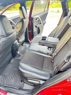 Toyota RAV4 2018 Tallina, ar dzinēja tilpumu 2.50 L un nobraukumu 172 tūkst. km par 18000 €, foto 14 vietnē AUTOMOTO.COM.LV