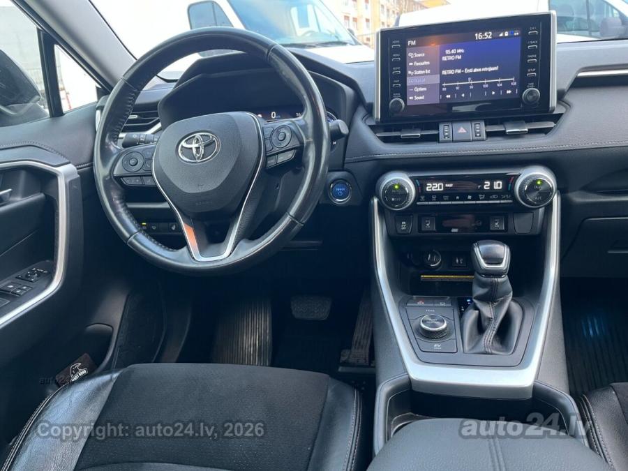 Toyota RAV4 2019 Kuresāre, ar dzinēja tilpumu 2.50 L un nobraukumu 130 tūkst. km par 25990 €, foto 10 vietnē AUTOMOTO.COM.LV