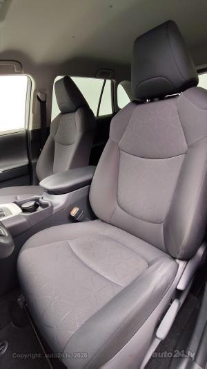 Toyota RAV4 2019 Tallina, ar dzinēja tilpumu 1.99 L un nobraukumu 84 tūkst. km par 23995 €, foto 12 vietnē AUTOMOTO.COM.LV