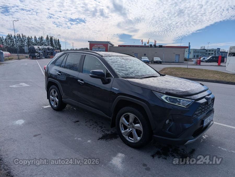 Toyota RAV4 2020 Tallina, ar dzinēja tilpumu 2.50 L un nobraukumu 80 tūkst. km par 32900 €, foto 4 vietnē AUTOMOTO.COM.LV