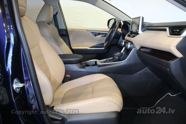 Toyota RAV4 2020 Tallina, ar dzinēja tilpumu 2.50 L un nobraukumu 80 tūkst. km par 29990 €, foto 6 vietnē AUTOMOTO.COM.LV