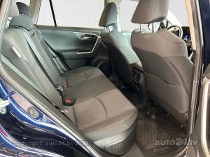 Toyota RAV4 2020 Pērnava, ar dzinēja tilpumu 2.50 L un nobraukumu 108 tūkst. km par 24490 €, foto 8 vietnē AUTOMOTO.COM.LV