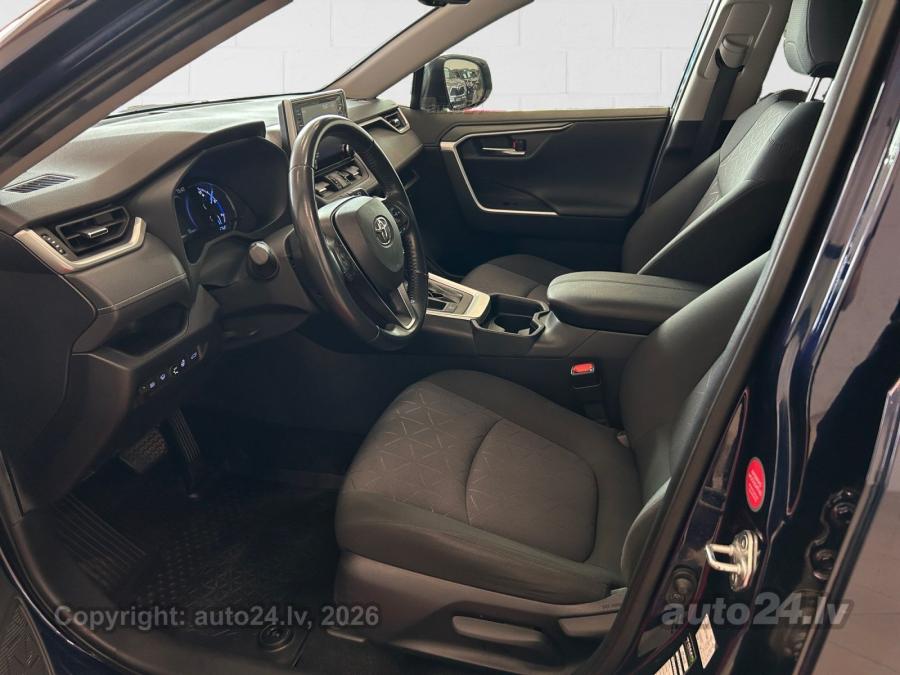 Toyota RAV4 2020 Pērnava, ar dzinēja tilpumu 2.50 L un nobraukumu 108 tūkst. km par 24490 €, foto 12 vietnē AUTOMOTO.COM.LV