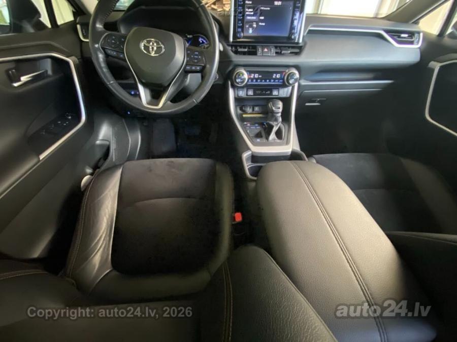 Toyota RAV4 2020 Tallina, ar dzinēja tilpumu 2.50 L un nobraukumu 116 tūkst. km par 26650 €, foto 8 vietnē AUTOMOTO.COM.LV