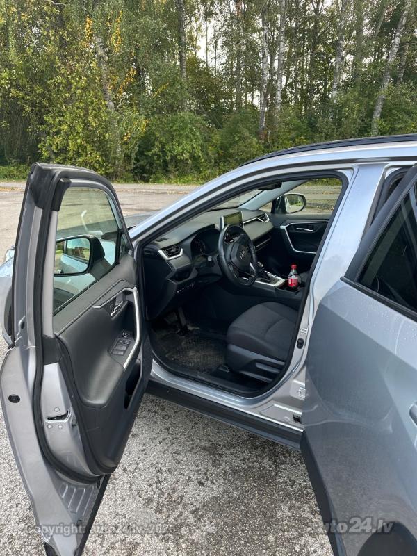 Toyota RAV4 2020 Aizkraukle, ar dzinēja tilpumu 2.00 L un nobraukumu 108 tūkst. km par 23300 €, foto 8 vietnē AUTOMOTO.COM.LV