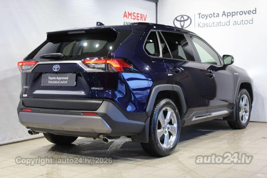 Toyota RAV4 2021 Tallina, ar dzinēja tilpumu 2.50 L un nobraukumu 72 tūkst. km par 28990 €, foto 2 vietnē AUTOMOTO.COM.LV