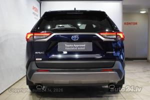 Toyota RAV4 2021 Tallina, ar dzinēja tilpumu 2.50 L un nobraukumu 72 tūkst. km par 28990 €, foto 4 vietnē AUTOMOTO.COM.LV