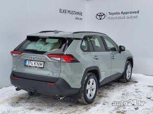 Toyota RAV4 2021 Tallina, ar dzinēja tilpumu 2.49 L un nobraukumu 51 tūkst. km par 27995 €, foto 2 vietnē AUTOMOTO.COM.LV