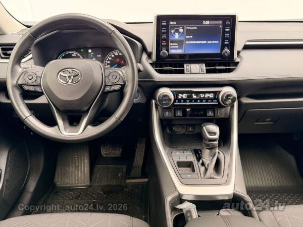 Toyota RAV4 2021 in Tallinn, with an engine capacity of 2.49 L and mileage of 55 thousand km for 27995 €, photo 8 on AUTOMOTO.COM.LV