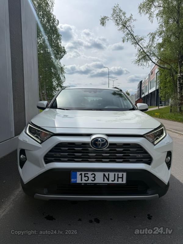 Toyota RAV4 2021 in Tallinn, with an engine capacity of 2.50 L and mileage of 58 thousand km for 29490 €, photo 4 on AUTOMOTO.COM.LV