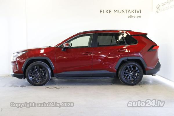 Toyota RAV4 2021 in Tallinn, with an engine capacity of 1.99 L and mileage of 81 thousand km for 24500 €, photo 3 on AUTOMOTO.COM.LV