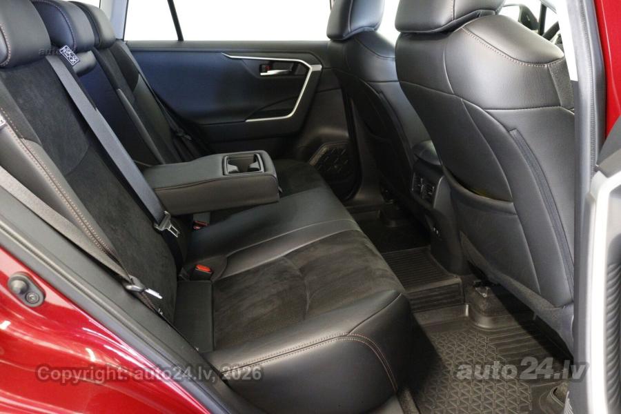 Toyota RAV4 2021 Tallina, ar dzinēja tilpumu 1.99 L un nobraukumu 81 tūkst. km par 24500 €, foto 8 vietnē AUTOMOTO.COM.LV