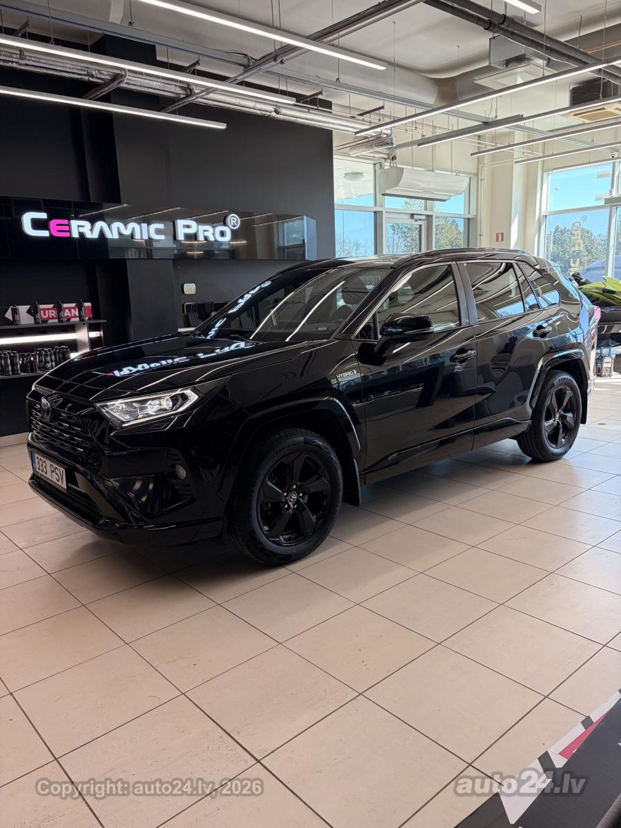 Toyota RAV4 2021 Tallina, ar dzinēja tilpumu 2.50 L un nobraukumu 95 tūkst. km par 31300 €, foto 1 vietnē AUTOMOTO.COM.LV