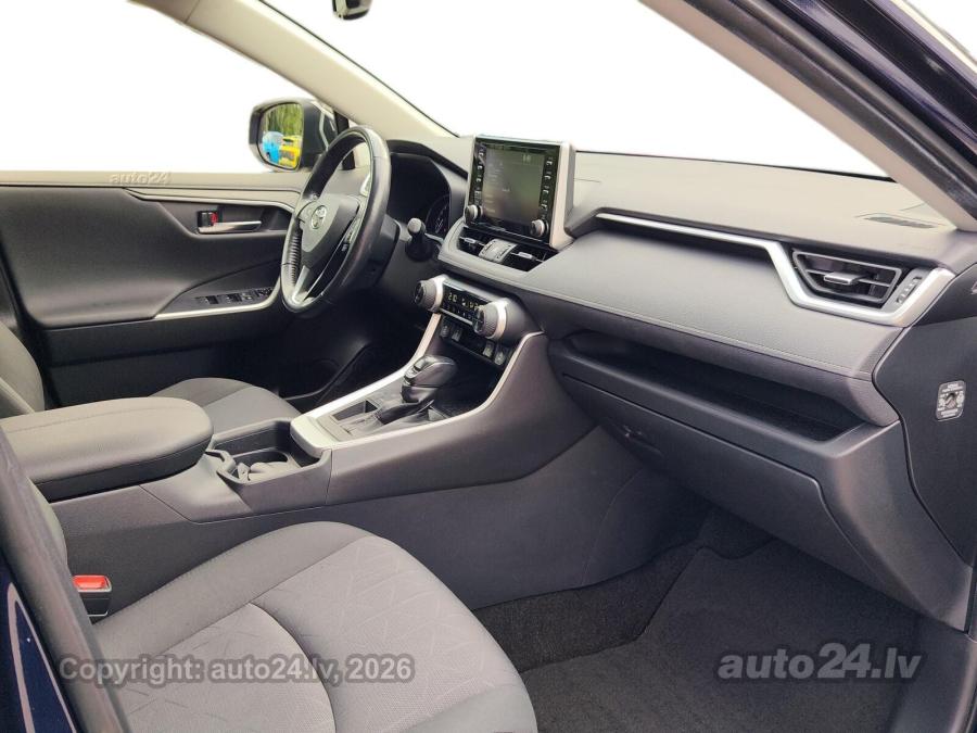 Toyota RAV4 2021 Tallina, ar dzinēja tilpumu 1.99 L un nobraukumu 132 tūkst. km par 23995 €, foto 7 vietnē AUTOMOTO.COM.LV