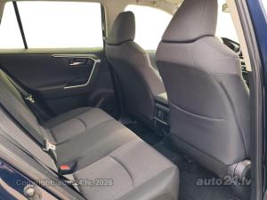 Toyota RAV4 2021 Tallina, ar dzinēja tilpumu 1.99 L un nobraukumu 132 tūkst. km par 23995 €, foto 8 vietnē AUTOMOTO.COM.LV