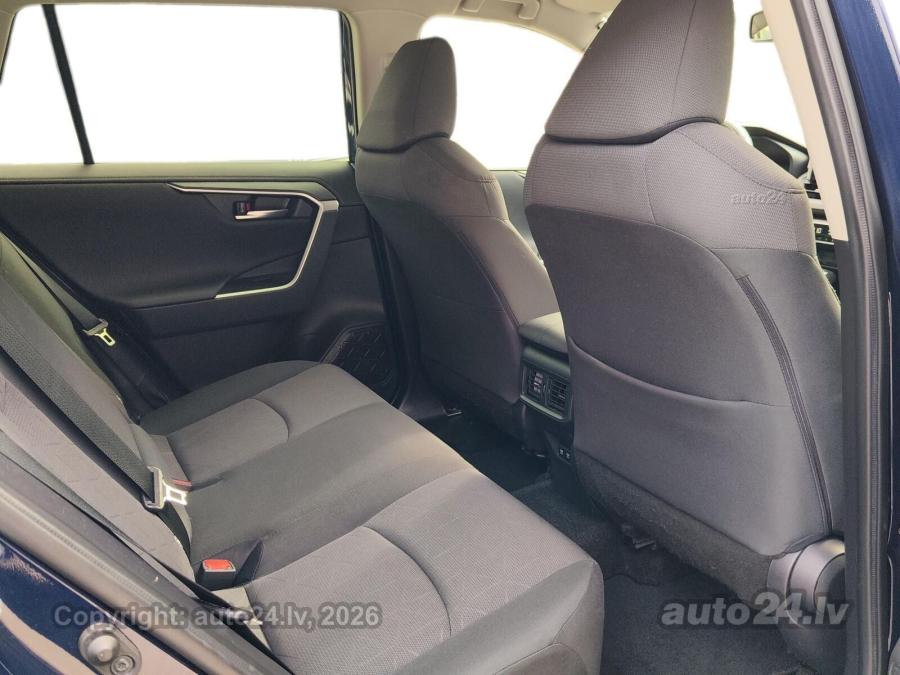 Toyota RAV4 2021 Tallina, ar dzinēja tilpumu 1.99 L un nobraukumu 132 tūkst. km par 23995 €, foto 8 vietnē AUTOMOTO.COM.LV