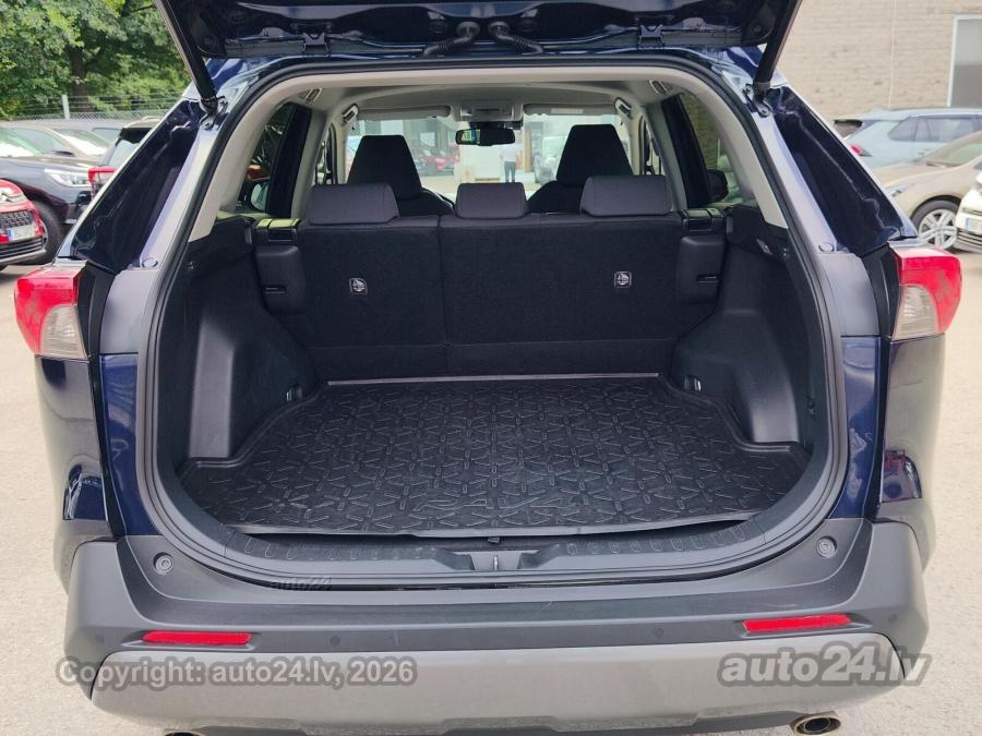Toyota RAV4 2021 Tallina, ar dzinēja tilpumu 1.99 L un nobraukumu 132 tūkst. km par 23995 €, foto 11 vietnē AUTOMOTO.COM.LV