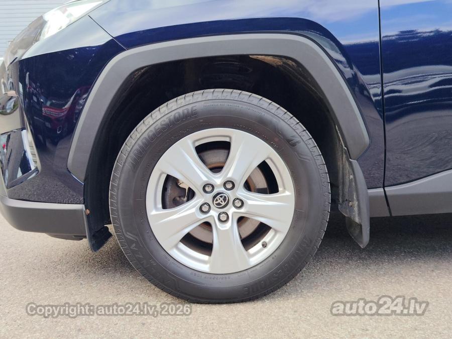 Toyota RAV4 2021 Tallina, ar dzinēja tilpumu 1.99 L un nobraukumu 132 tūkst. km par 23995 €, foto 16 vietnē AUTOMOTO.COM.LV