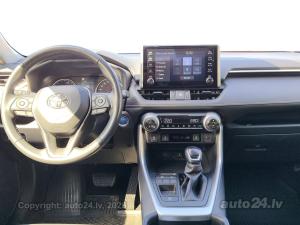 Toyota RAV4 2021 in Tallinn, with an engine capacity of 2.49 L and mileage of 68 thousand km for 26995 €, photo 9 on AUTOMOTO.COM.LV