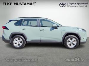Toyota RAV4 2021 in Tallinn, with an engine capacity of 2.49 L and mileage of 68 thousand km for 26995 €, photo 17 on AUTOMOTO.COM.LV