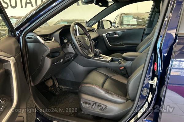 Toyota RAV4 2022 in Parnu, with an engine capacity of 2.50 L and mileage of 101 thousand km for 41990 €, photo 11 on AUTOMOTO.COM.LV