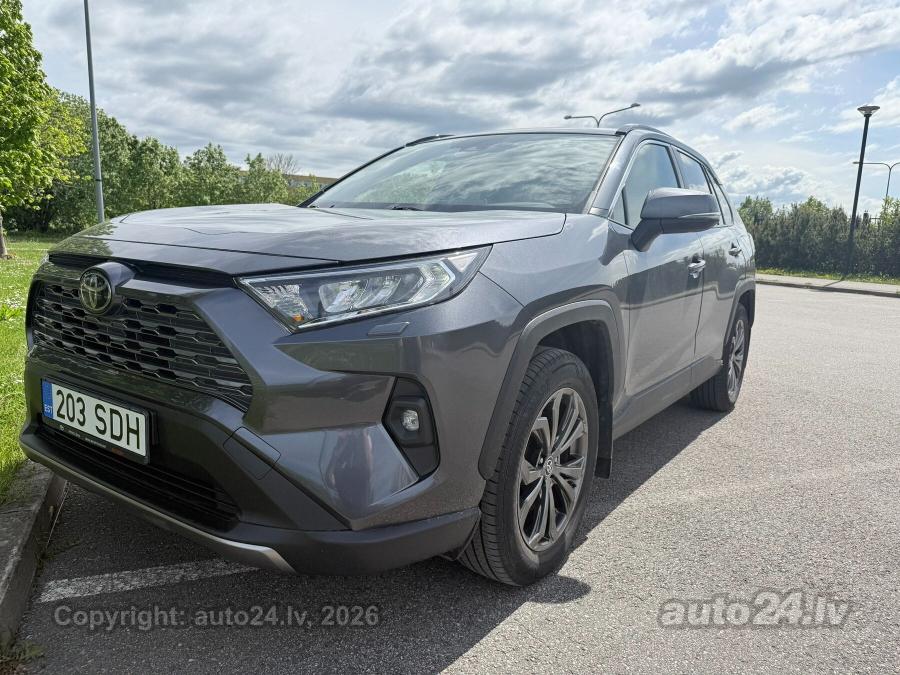 Тойота РАВ 4 2022 в Таллин, объемом двигателя 2.00 л и пробегом 37 тыс. км за 29500 €, фото 1 на AUTOMOTO.COM.LV