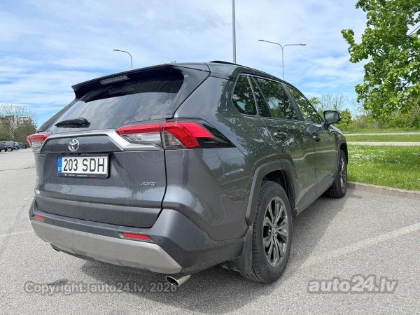 Toyota RAV4 2022 Tallina, ar dzinēja tilpumu 2.00 L un nobraukumu 37 tūkst. km par 29500 €, foto 2 vietnē AUTOMOTO.COM.LV