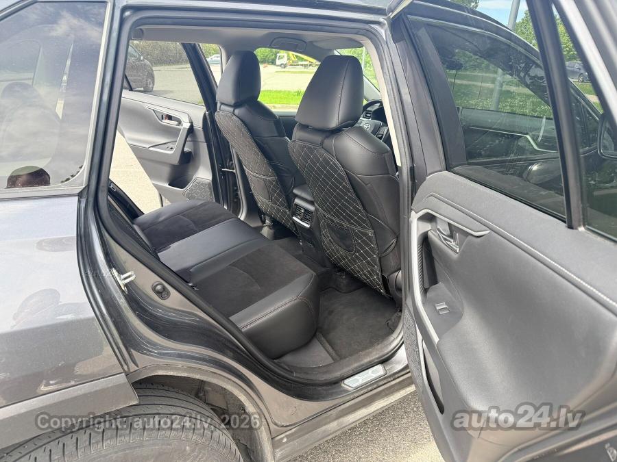 Тойота РАВ 4 2022 в Таллин, объемом двигателя 2.00 л и пробегом 37 тыс. км за 29500 €, фото 7 на AUTOMOTO.COM.LV