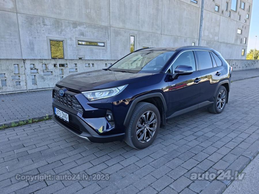 Тойота РАВ 4 2022 в Таллин, объемом двигателя 2.50 л и пробегом 116 тыс. км за 30800 €, фото 1 на AUTOMOTO.COM.LV