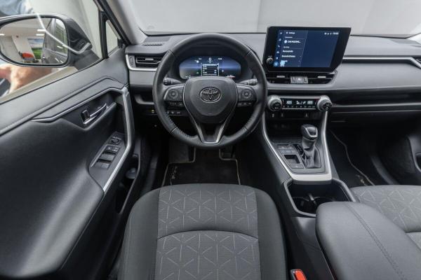 Toyota RAV4 2023 in Peetri, with an engine capacity of 2.00 L and mileage of 58 thousand km for 34900 €, photo 11 on AUTOMOTO.COM.LV