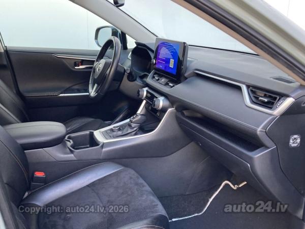 Toyota RAV4 2023 Tallina, ar dzinēja tilpumu 2.49 L un nobraukumu 87 tūkst. km par 36995 €, foto 6 vietnē AUTOMOTO.COM.LV