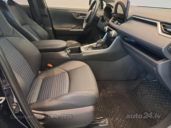 Toyota RAV4 2023 Narva, ar dzinēja tilpumu 2.49 L un nobraukumu 41 tūkst. km par 35900 €, foto 10 vietnē AUTOMOTO.COM.LV