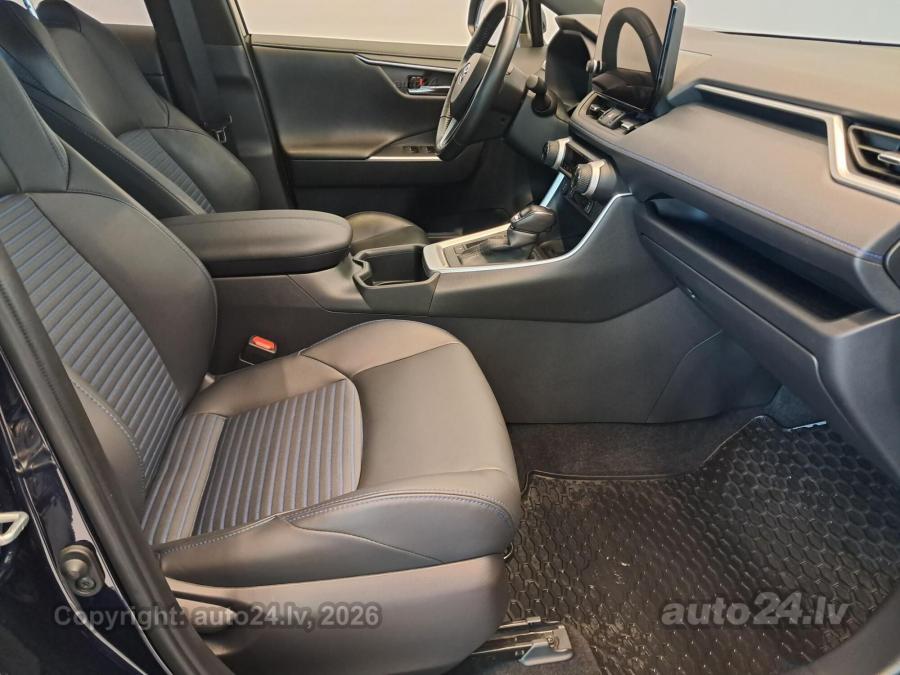 Toyota RAV4 2023 Narva, ar dzinēja tilpumu 2.49 L un nobraukumu 41 tūkst. km par 35900 €, foto 11 vietnē AUTOMOTO.COM.LV