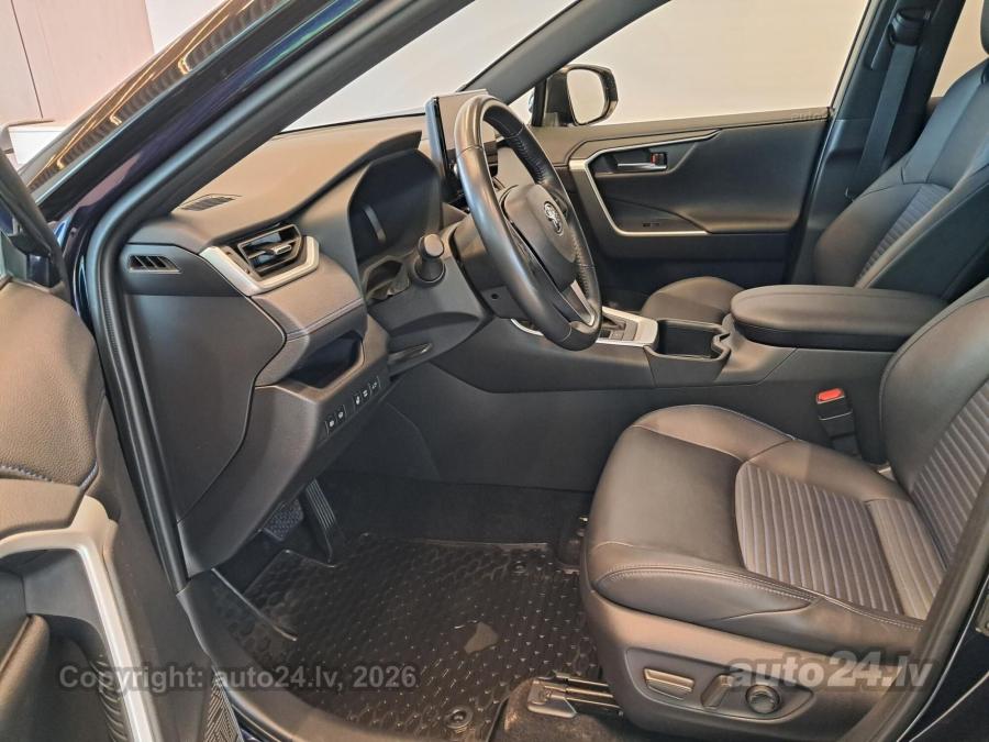 Toyota RAV4 2023 Narva, ar dzinēja tilpumu 2.49 L un nobraukumu 41 tūkst. km par 35900 €, foto 12 vietnē AUTOMOTO.COM.LV