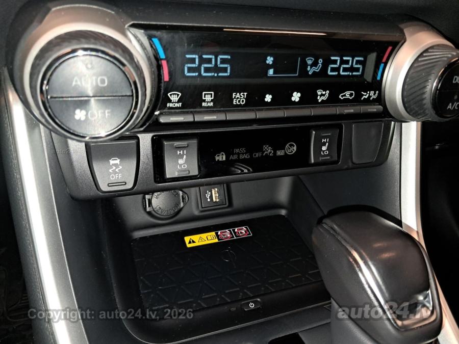 Toyota RAV4 2023 Narva, ar dzinēja tilpumu 2.49 L un nobraukumu 41 tūkst. km par 35900 €, foto 18 vietnē AUTOMOTO.COM.LV