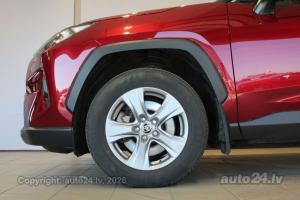 Toyota RAV4 2023 in Tallinn, with an engine capacity of 2.00 L and mileage of 50 thousand km for 29990 €, photo 16 on AUTOMOTO.COM.LV