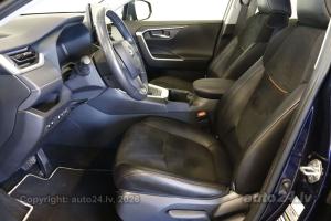 Toyota RAV4 2024 in Tallinn, with an engine capacity of 2.49 L and mileage of 26 thousand km for 36990 €, photo 3 on AUTOMOTO.COM.LV