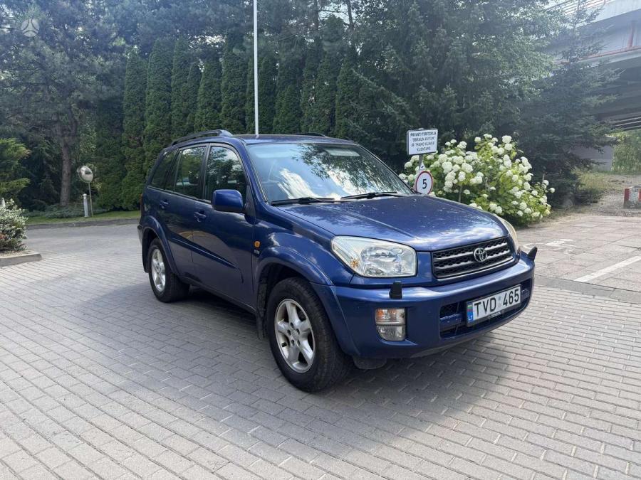 Violets Toyota RAV4 2002 Viļņa, ar dzinēja tilpumu 2.00 L un nobraukumu 200 tūkst. km par 2300 €, foto 5 vietnē AUTOMOTO.COM.LV