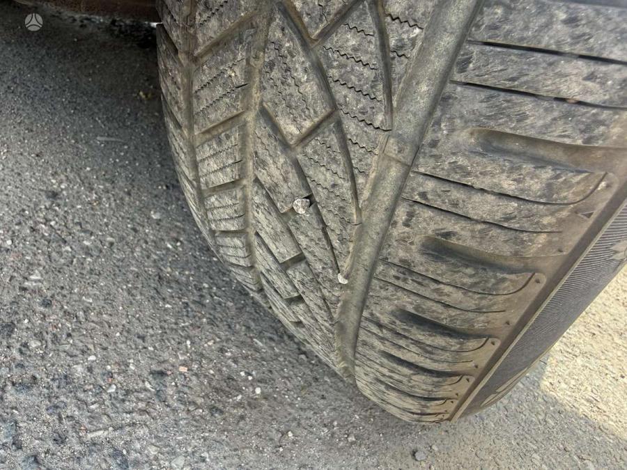 Violets Toyota RAV4 2002 Viļņa, ar dzinēja tilpumu 2.00 L un nobraukumu 200 tūkst. km par 2300 €, foto 17 vietnē AUTOMOTO.COM.LV