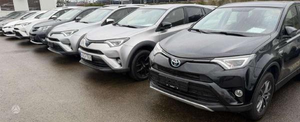 Violets Toyota RAV4 2017 Viļņa, ar dzinēja tilpumu 2.49 L un nobraukumu 150 tūkst. km par 17999 €, foto 11 vietnē AUTOMOTO.COM.LV
